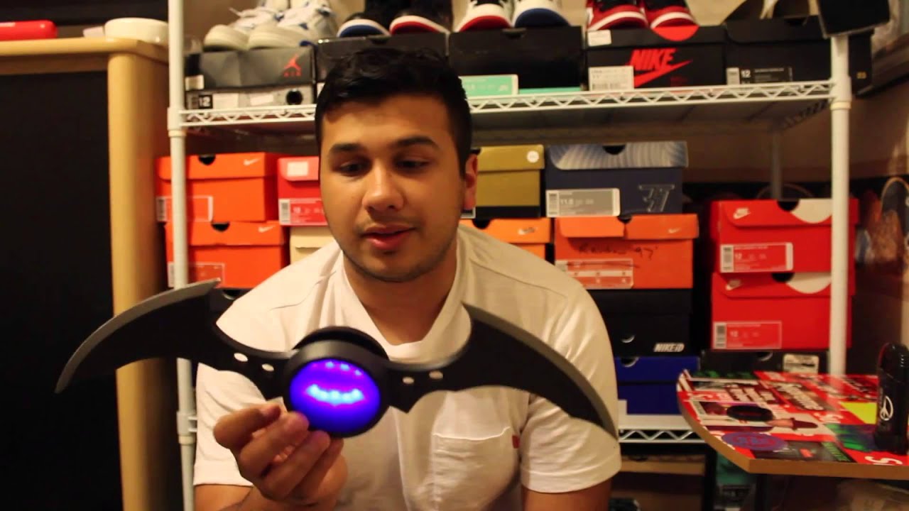 batman arkham origins and arkham knight props! grapnel launcher and ...