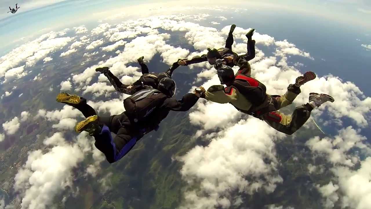 The Best Skydiving Jumps of 2013 (2nd half) - Skydiving in Paradise ...
