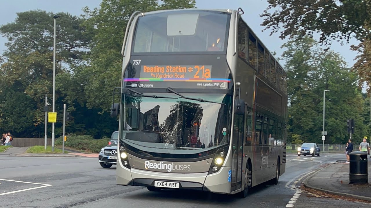 Reading Buses ADL Enviro400 MMC 757 (YX64VRT) On Route 21a To Reading ...