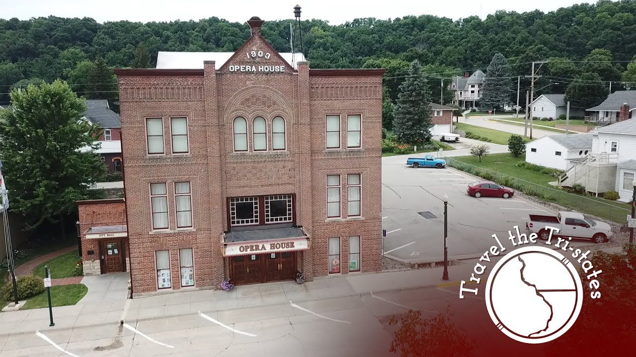 Elkader Opera House | Travel the Tri-States - YouTube