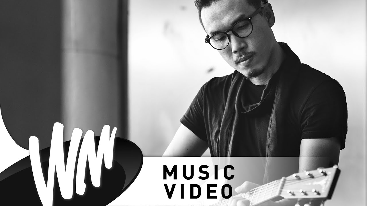 หลอกตัวเอง - Muzu [Official MV] - YouTube