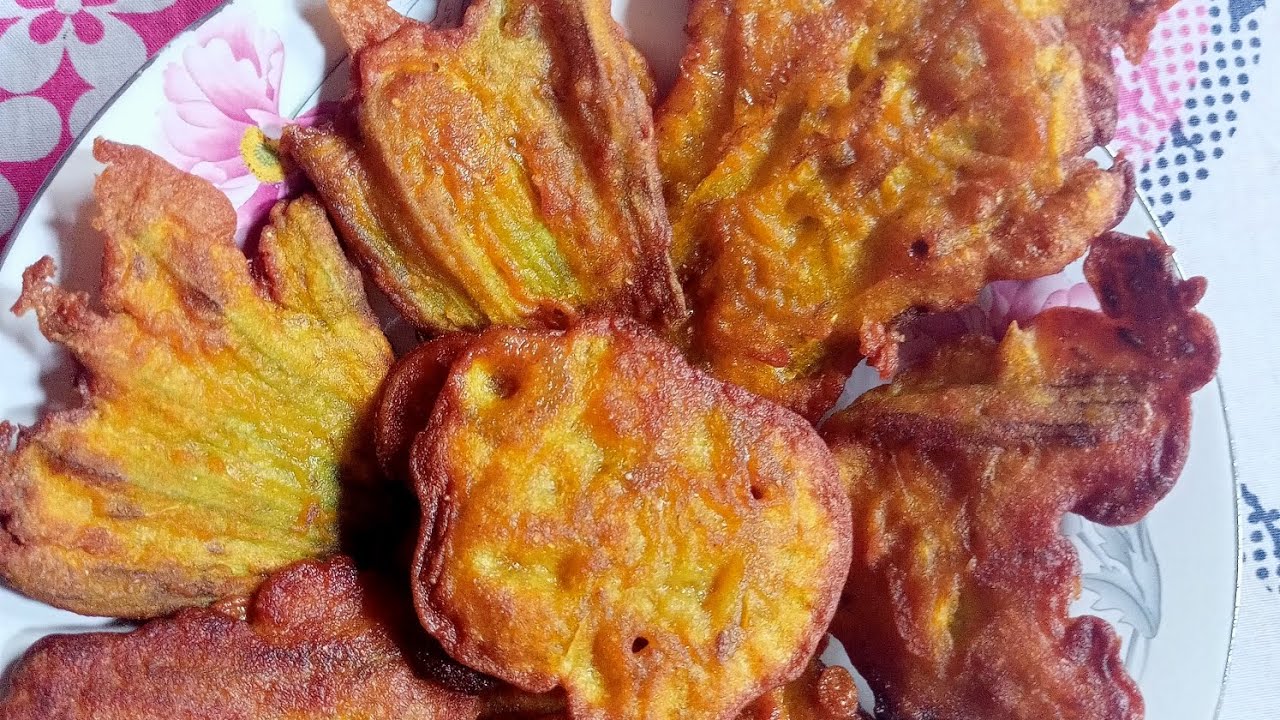 কুমড়া ফুলের পাকড়া\\ Pumpkin flower pakora.. - YouTube