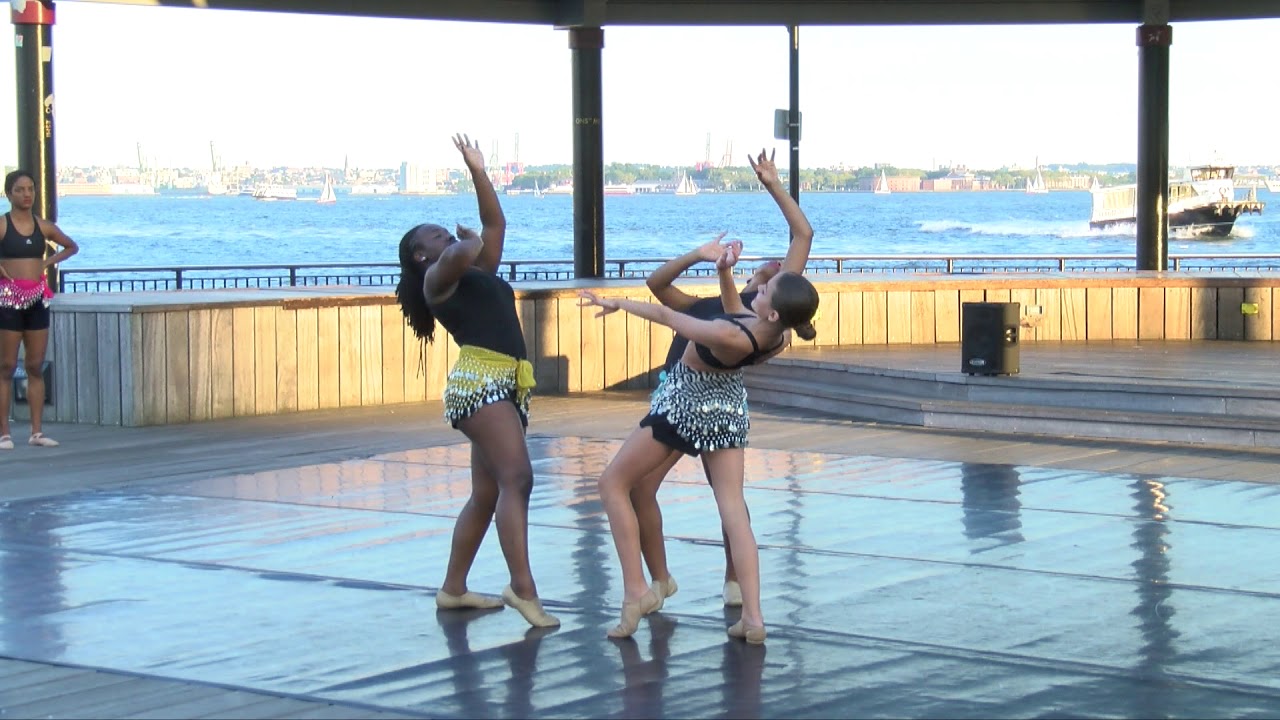 SAMBA Du Brazil Kennedy Dancers Jr Company - YouTube