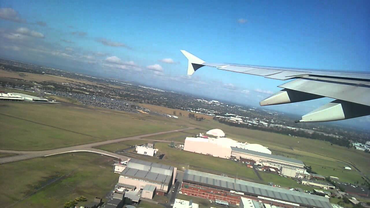 Sunil in Qantas take off from Tullamrine Airport (Melbourne) - YouTube