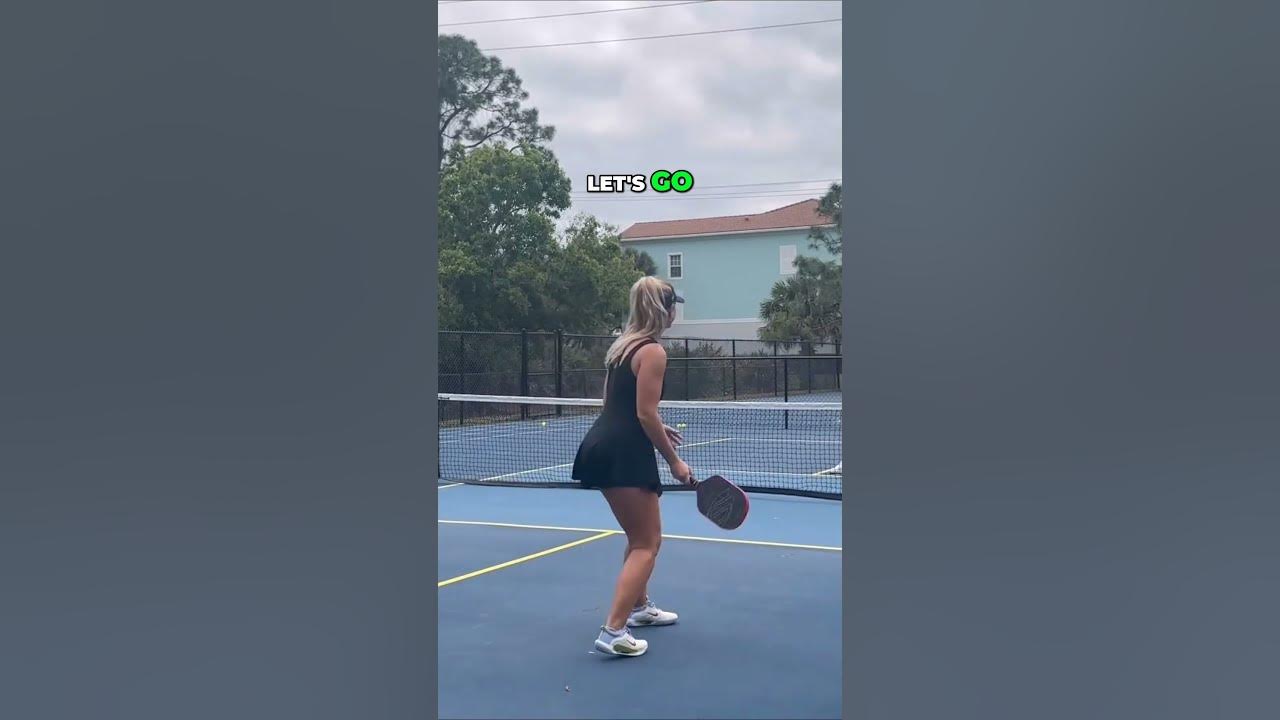 Where should your body be for groundstrokes/drives? #pickleballcoach #pickleball - YouTube