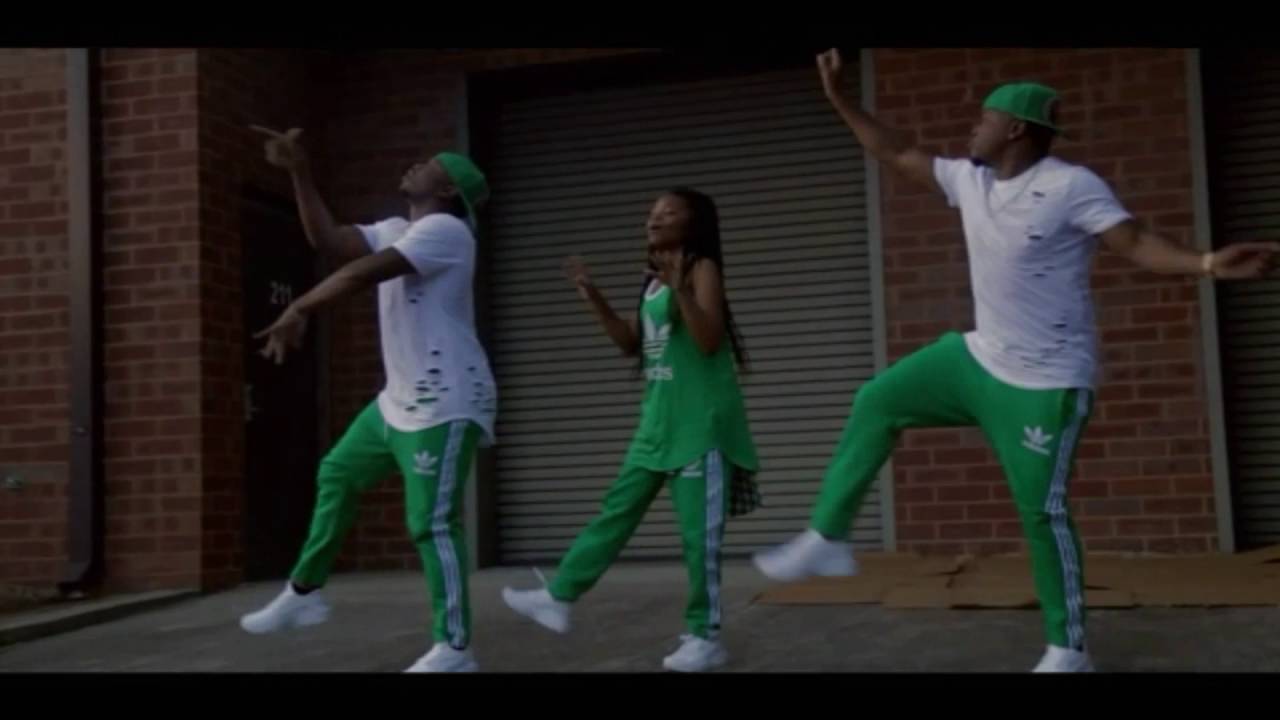 Raven Williams & Hart Twins Dance It Out - YouTube