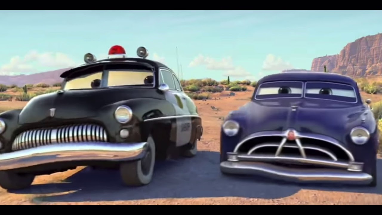 Cars Turn Right To Go Left - YouTube