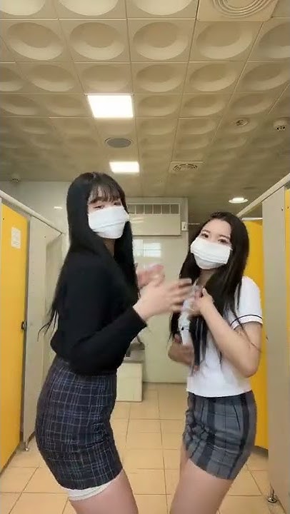 친구랑 학교에서 교복입고 댄스 Shorts Youtube