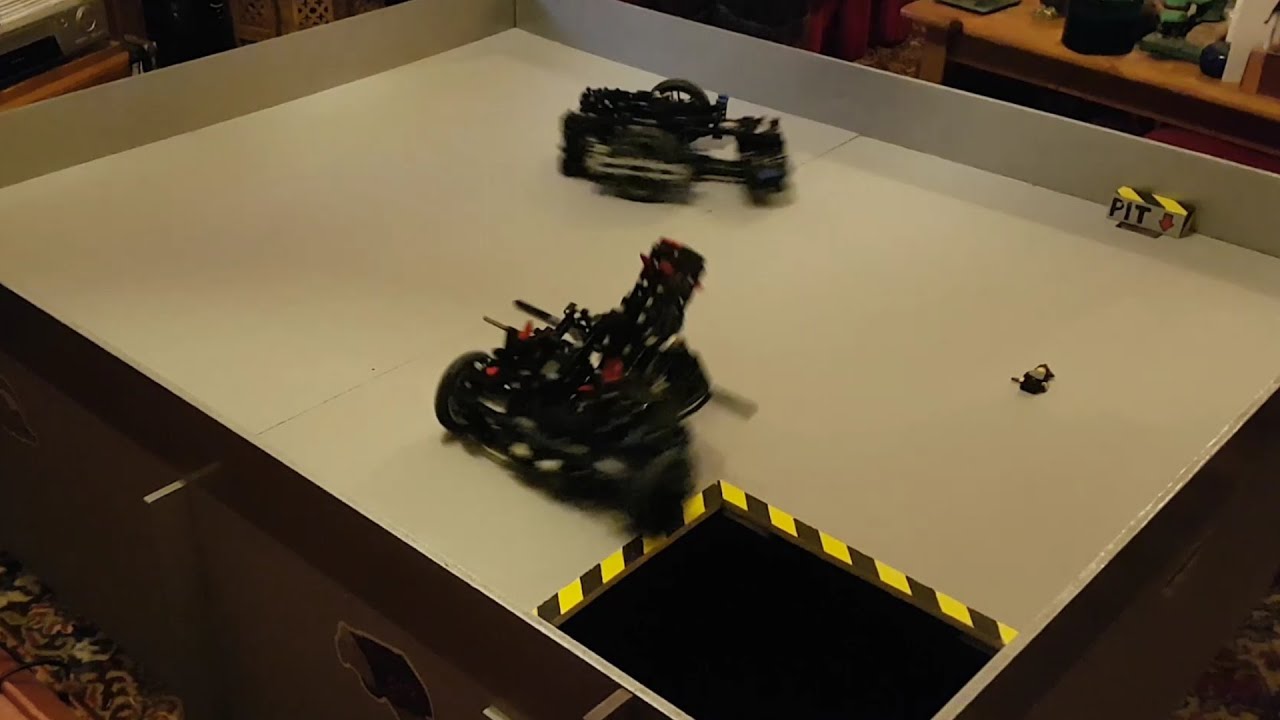 Robot Smith vs Robot Miles - Lego Robot Battle 05 (Dec 2020) - YouTube