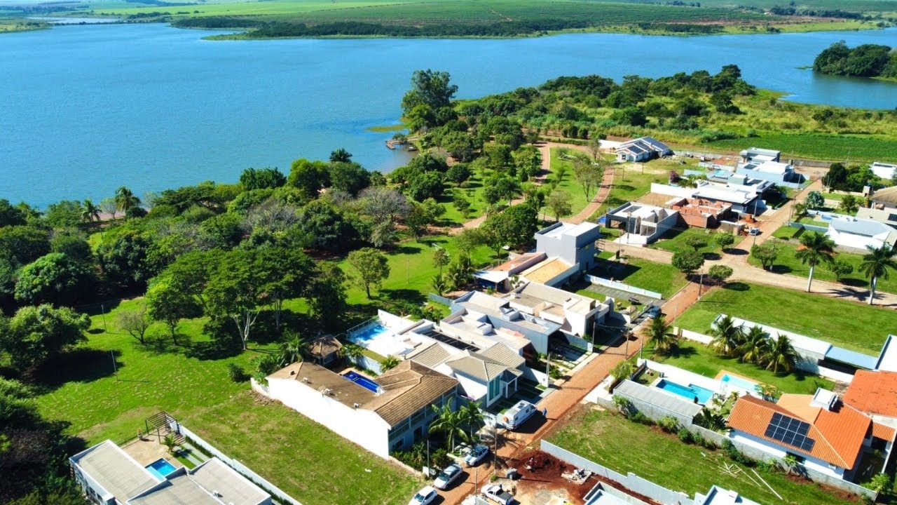 Casa com 6 suítes à venda no Condomínio Oásis do Paranapanema - Santo ...