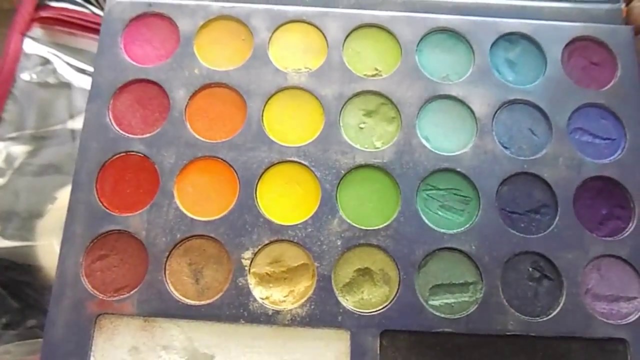 DECLUTTERING OVERFLOW MAKEUP Pt1 - YouTube