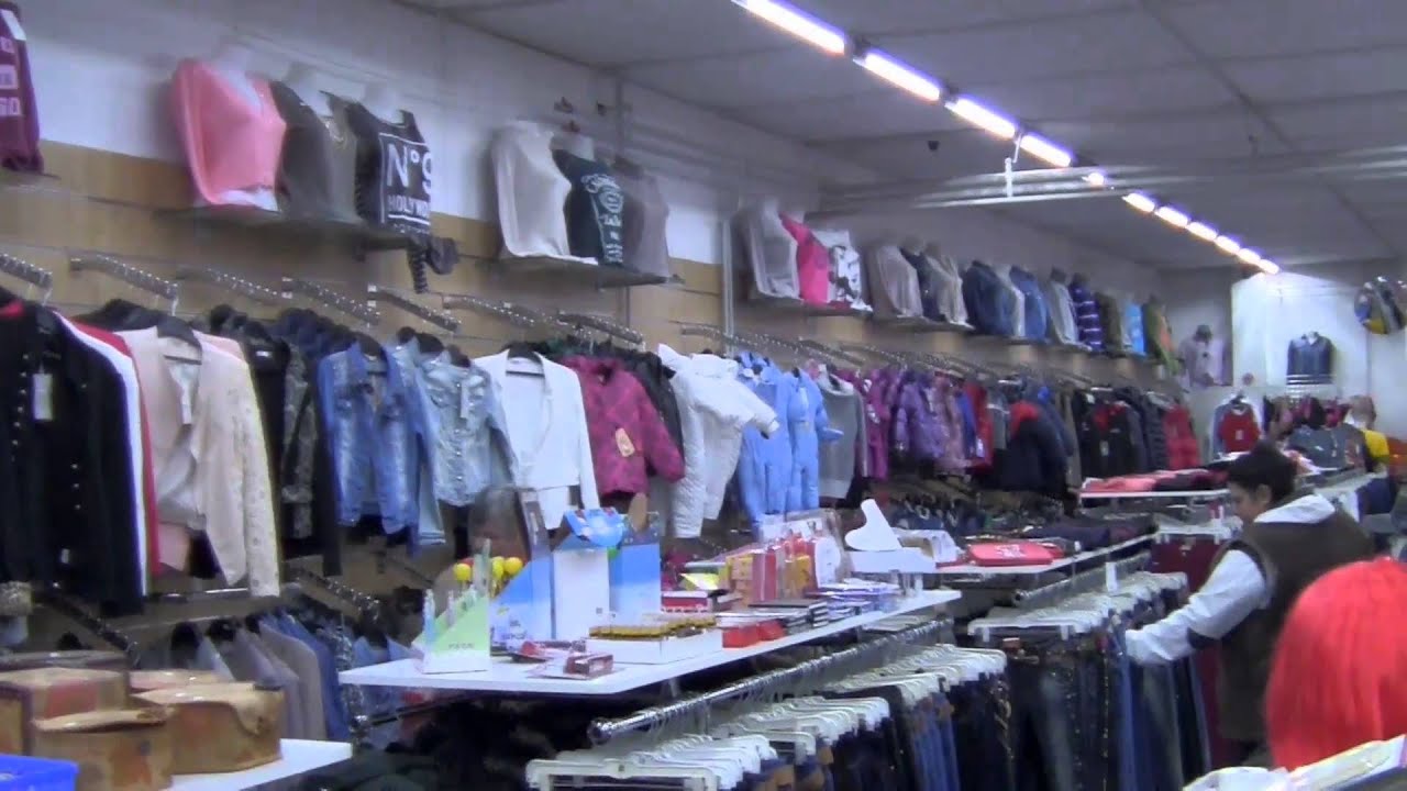 Ázsia Áruház Budapest III.kerület - YouTube