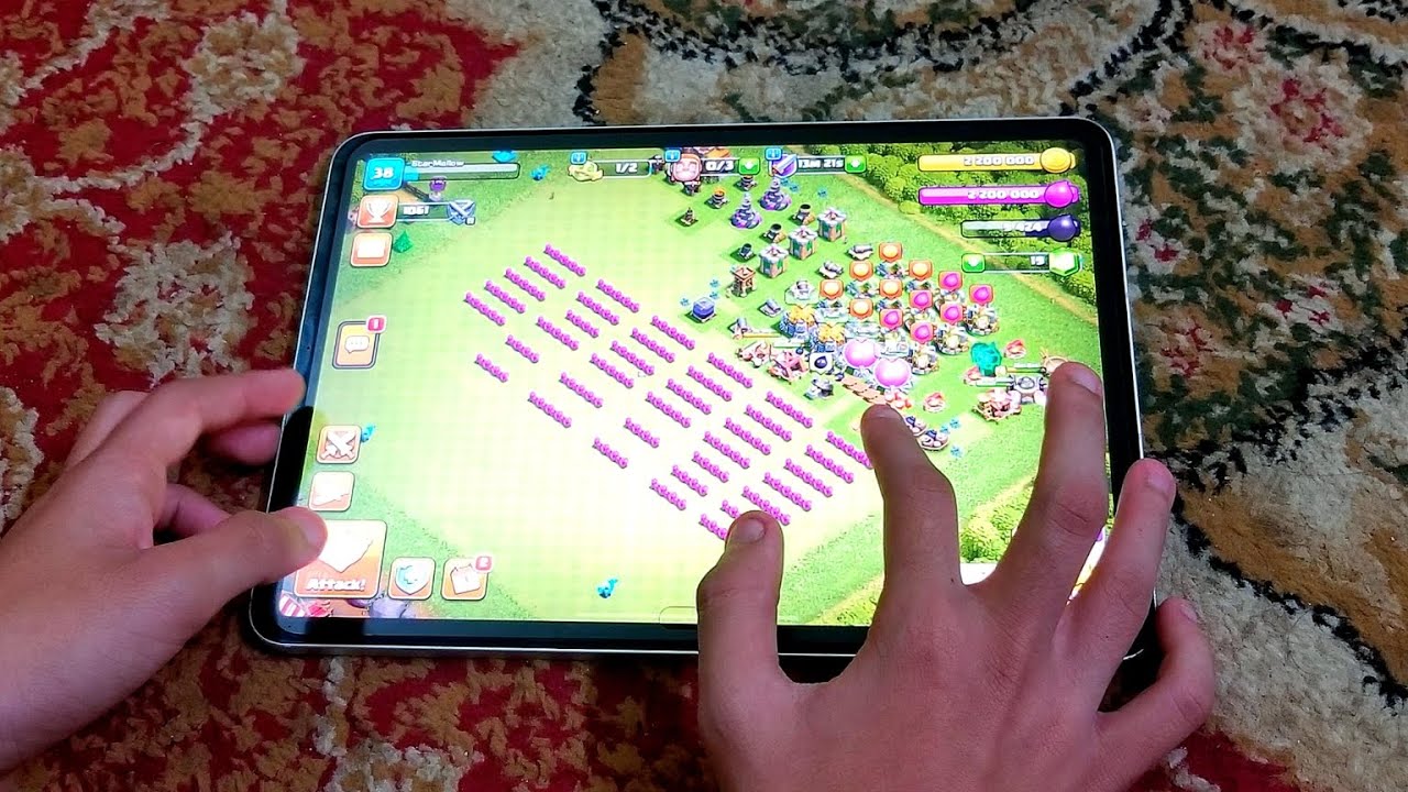 HOW TO PLAY CLASH OF CLANS ON IPAD LIKE A PRO | ALONE INSIDER - YouTube