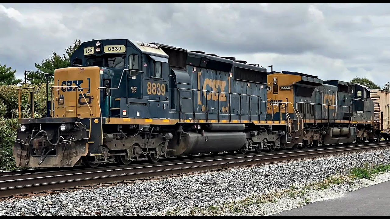CSX train WO11 - YouTube