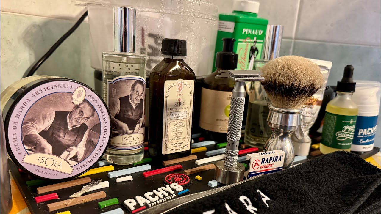 Isola, T-Ultra Benz Razor in acciaio, pennello ciuffo tasso Silvertip ...