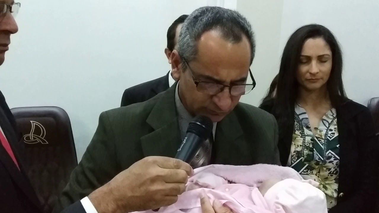 Lívia Sobrinha Youtube