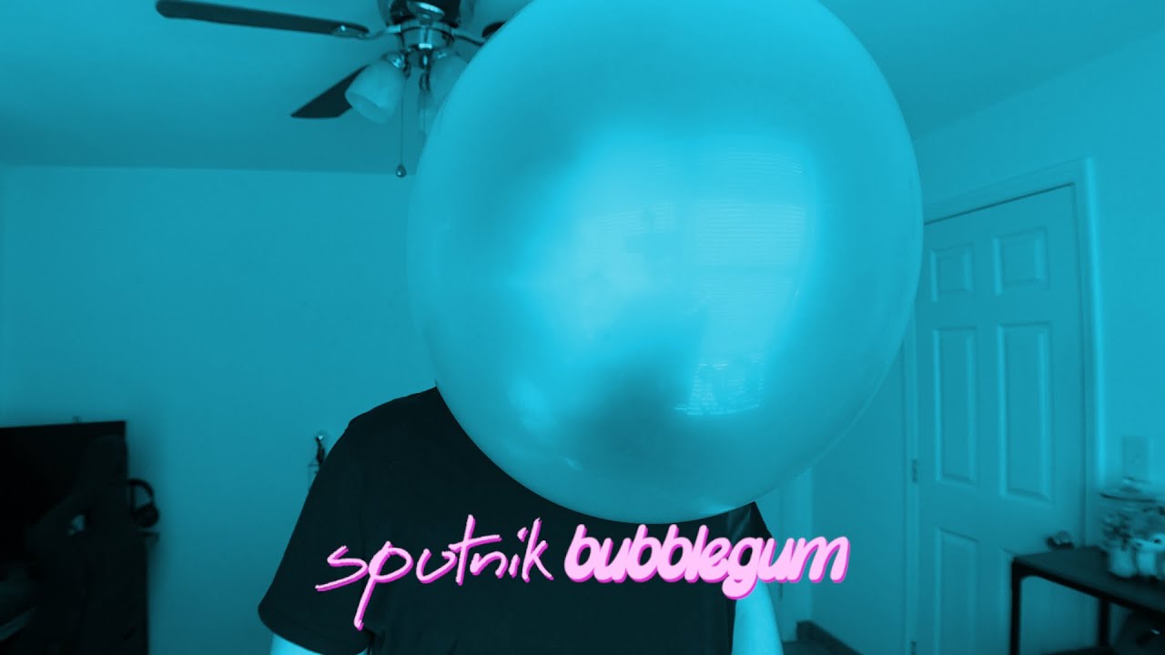 HUGE bubble with 5 pcs of Super Bubble (Bubblegum ASMR Short) - YouTube