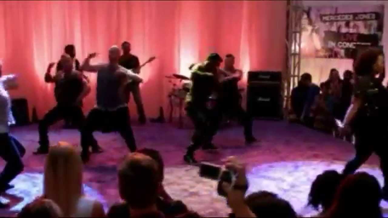 Shakin' My Head (Full Performance) HD - YouTube