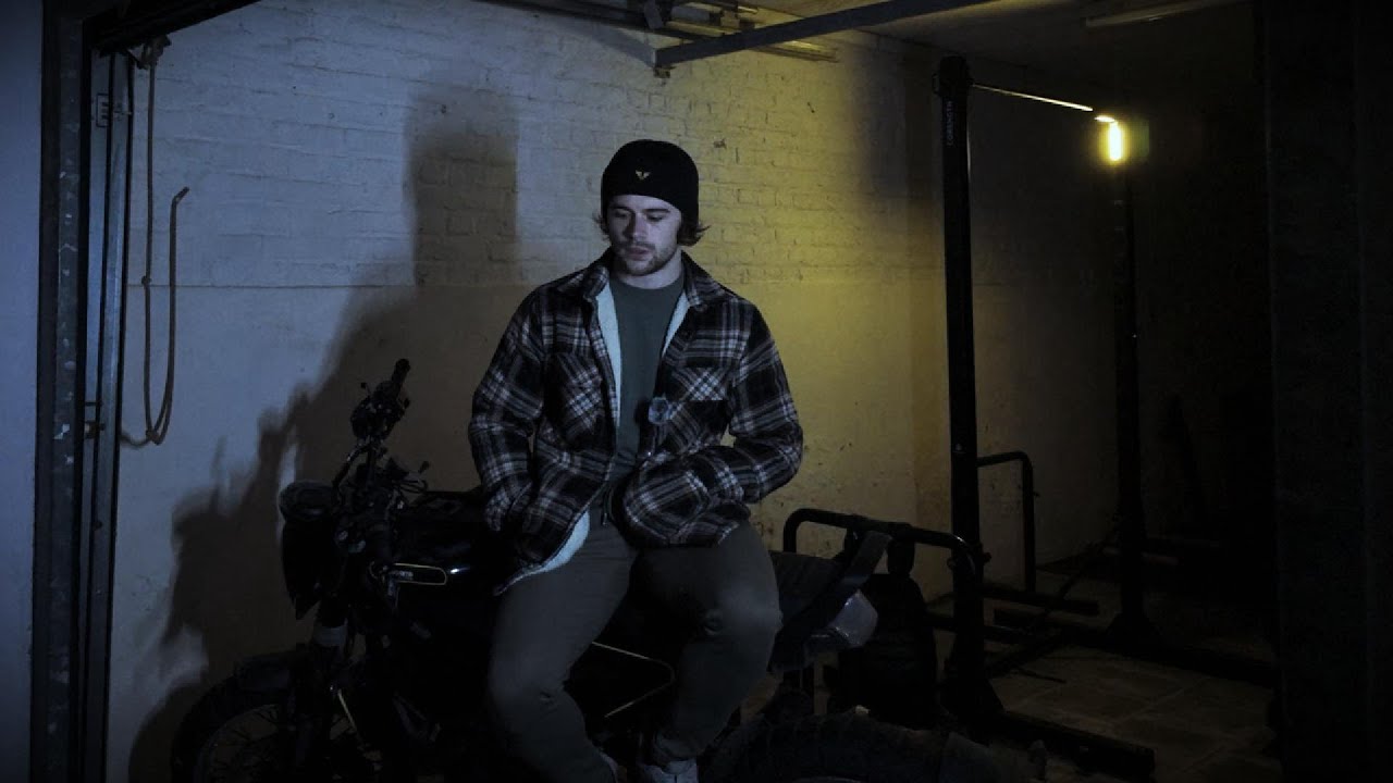 What it takes to be jacked as an ex military - YouTube