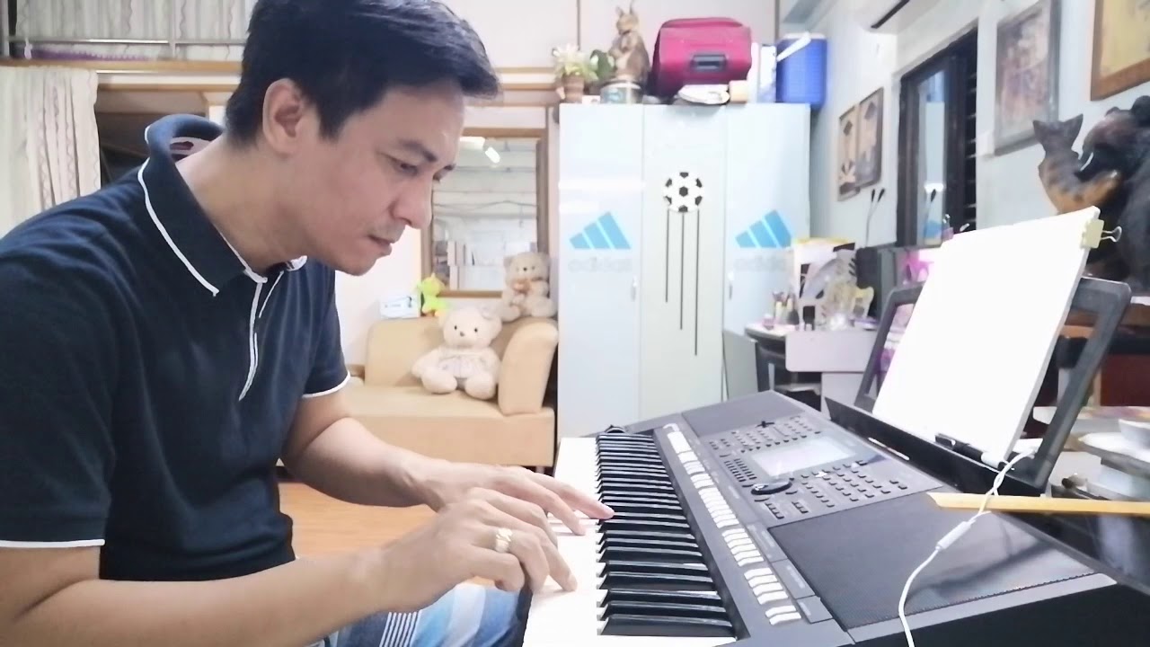 မင်္ဂလာဆုတောင်း-စန္ဒယားတင်ကိုကို(Pianist Tin Ko Ko) - YouTube