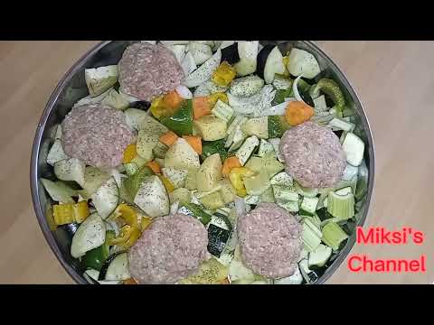 Tave Me Perime Dhe Qofte - YouTube