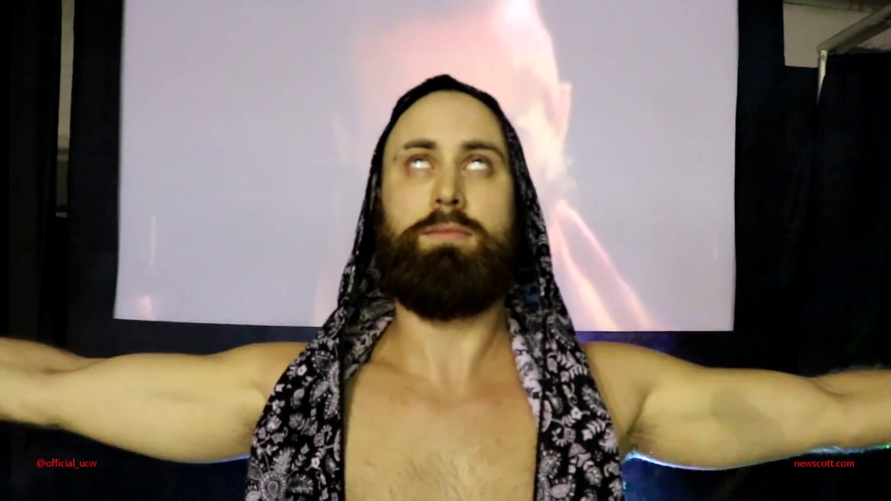 Covey Christ vs Travis Toxic - UCW September 20th 2018 - YouTube