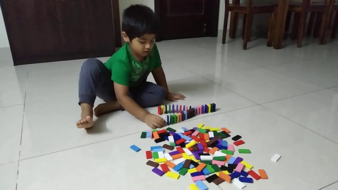 Dominoes first split trick - YouTube