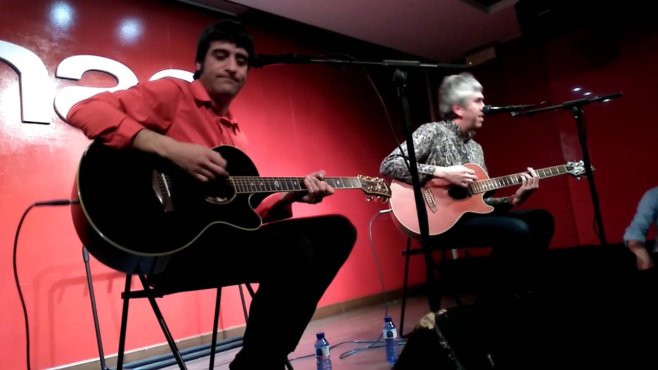 Suzette-Cooper (acústico) - YouTube