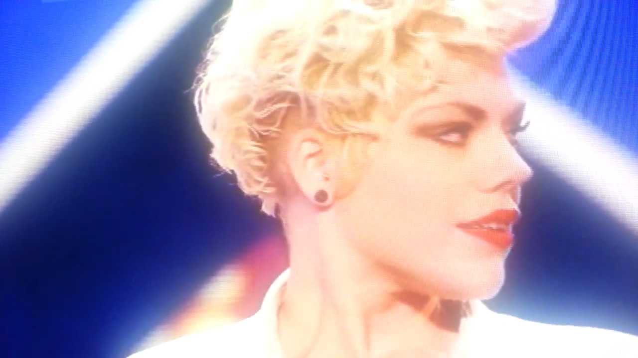 X Factor UK 2012 Pink Lookalike Zoe Alexander, Girl Goes Crazy - YouTube