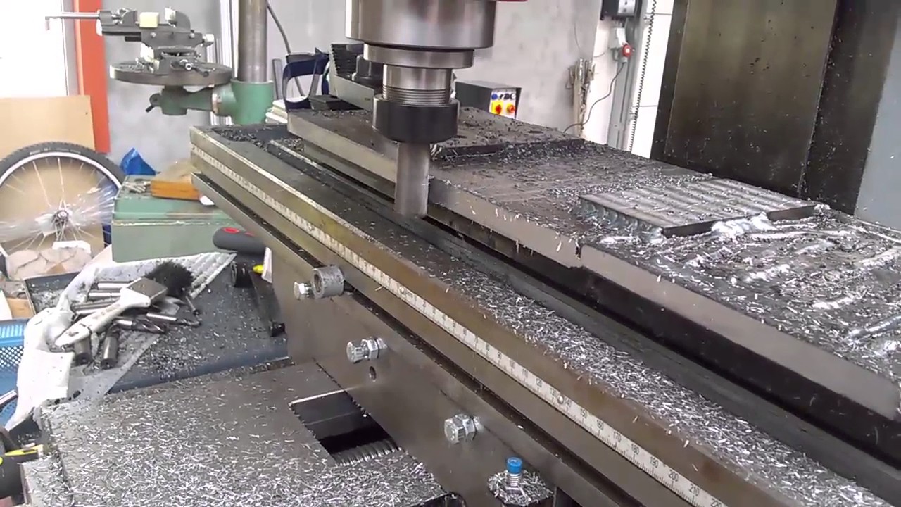 Slingin' chips #3- DIY cnc mill SMALL-Y update - YouTube