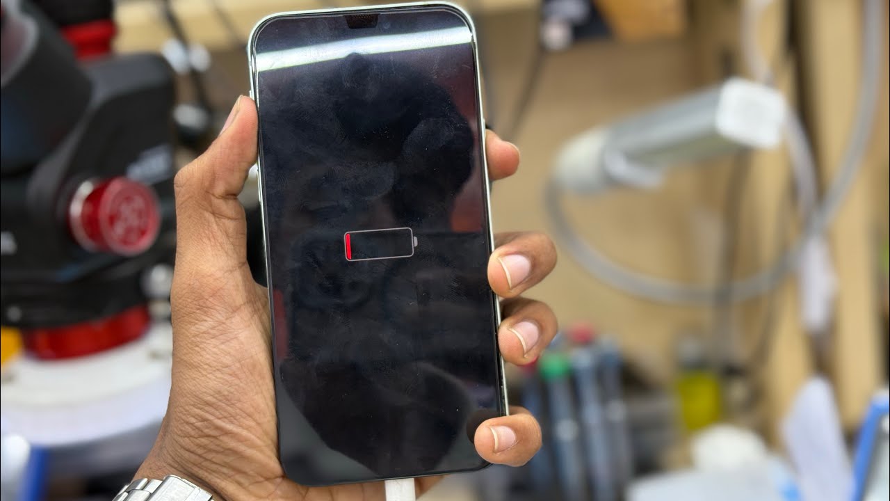 iPhone 12 Not Charging | 12 / 12 pro common complaints | charging issue ...