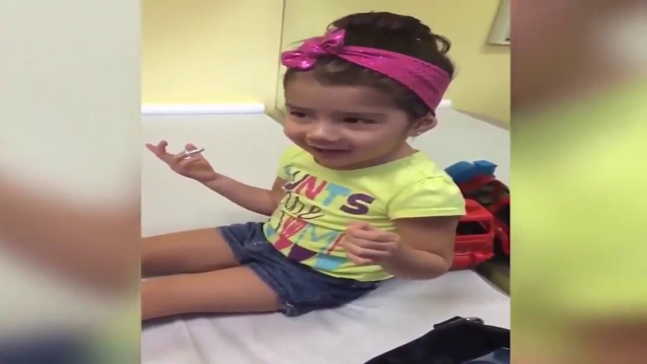 Flash videos: FUNNY KIDS FAILS COMPILATION Try to not laugh - YouTube