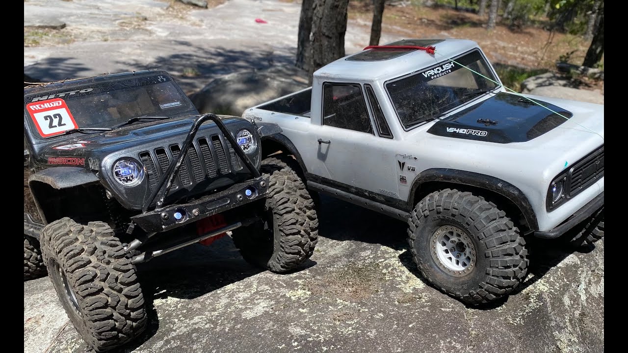 VS410 PRO VS SCX10iii GLADIATOR - YouTube