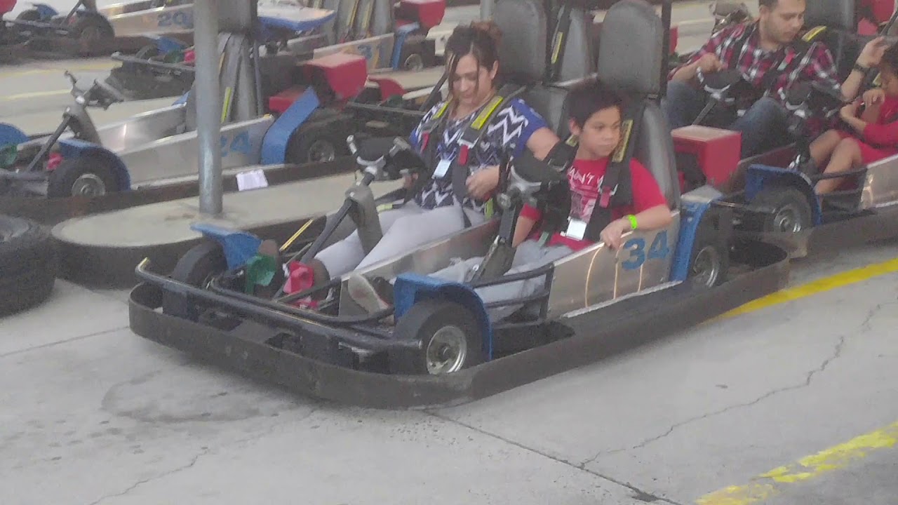 2017: Boomers Go CART racing - YouTube
