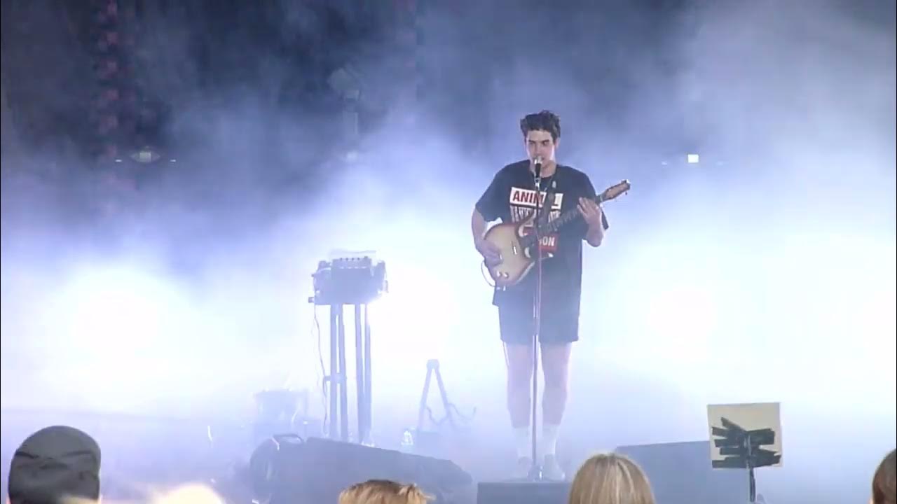 Edwin Rosen - Die Sonne in deinem Zimmer, live @ Traumzeit-Festival 2023 - YouTube