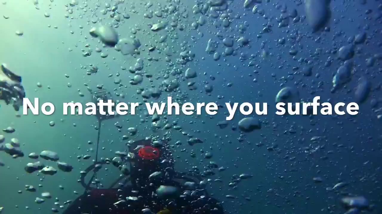 McMurdo SmartFind S10 - a rescue beacon made for divers - YouTube