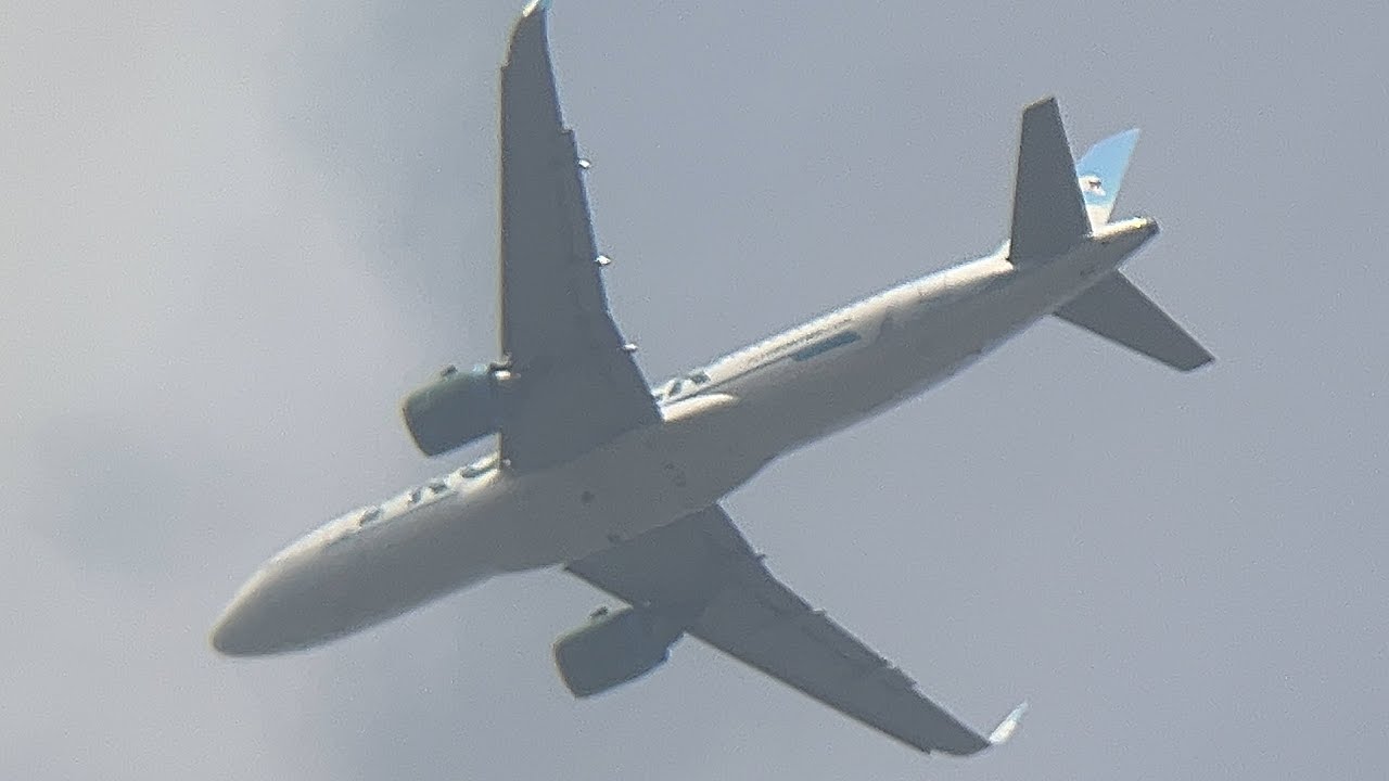 *Howling* Frontier Airlines Airbus A320-251NEO Approaching Chicago ...