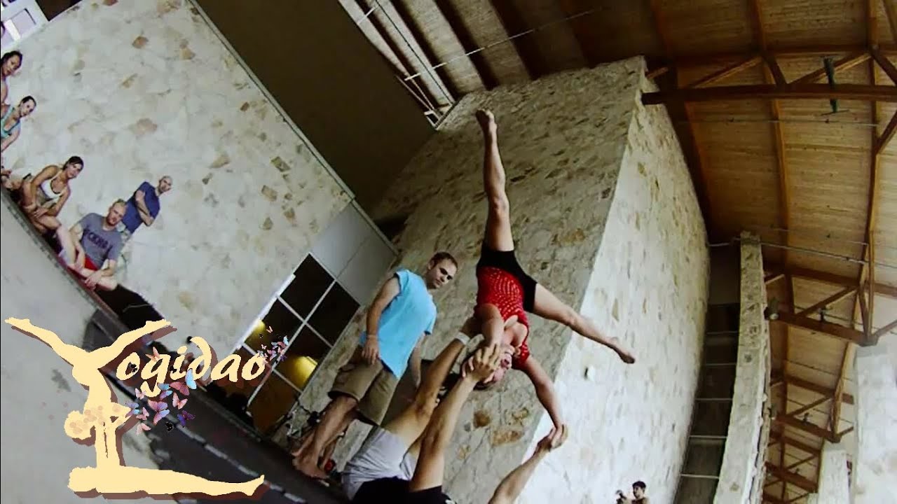 How to Acro Yoga - Star Pose - YouTube