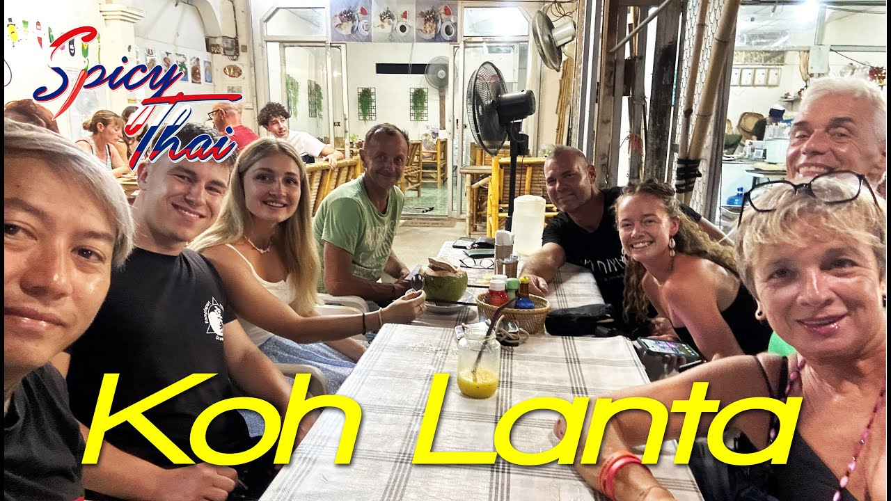 Strand und Khao Soi • Koh Lanta | Thailand Urlaub 🇹🇭 VLOG#300 - YouTube