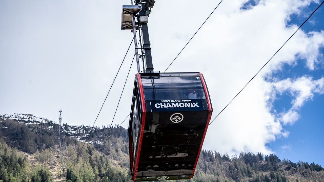 Cable car Aiguille du Midi - Plan de l'Aiguille Chamonix (France) - YouTube