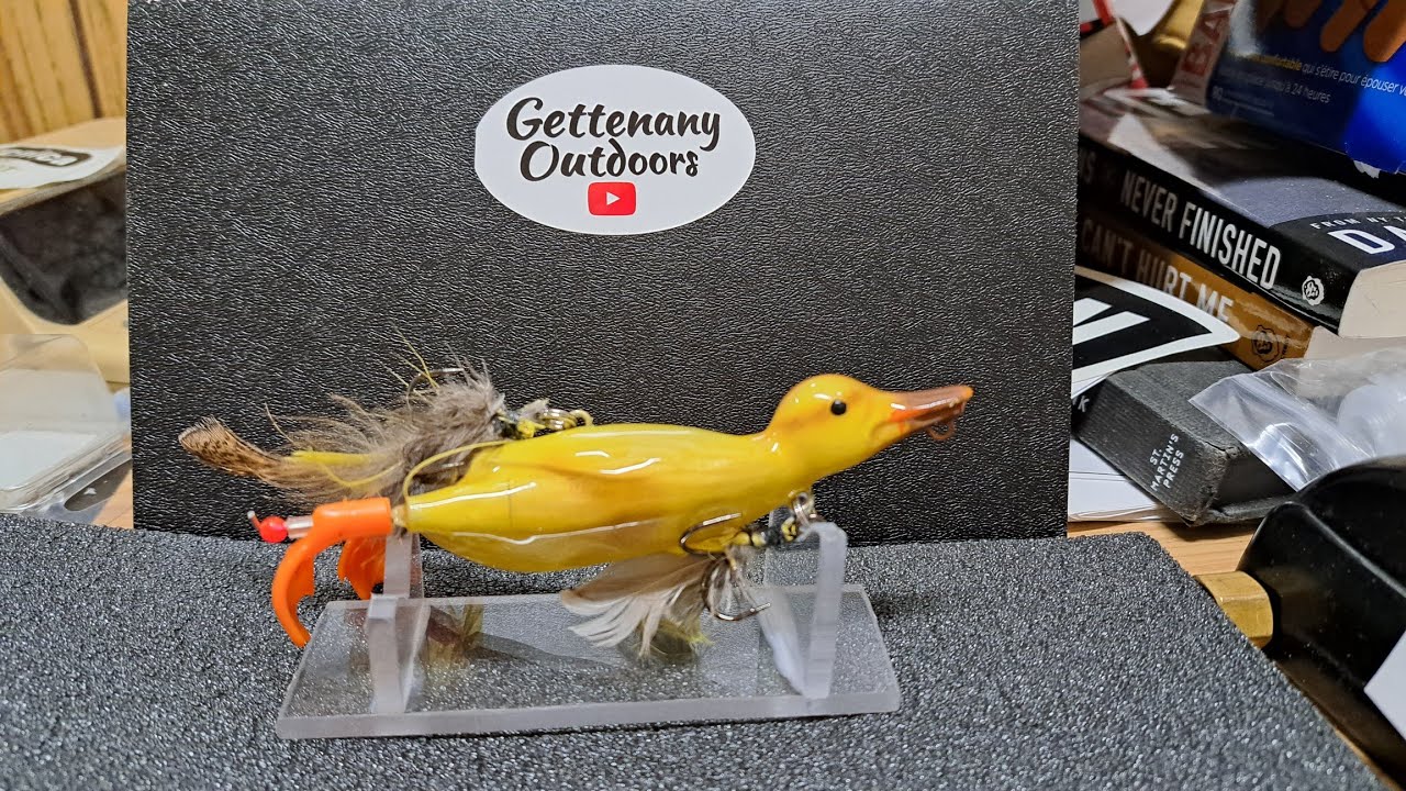 Duckling fishing lure painting - YouTube