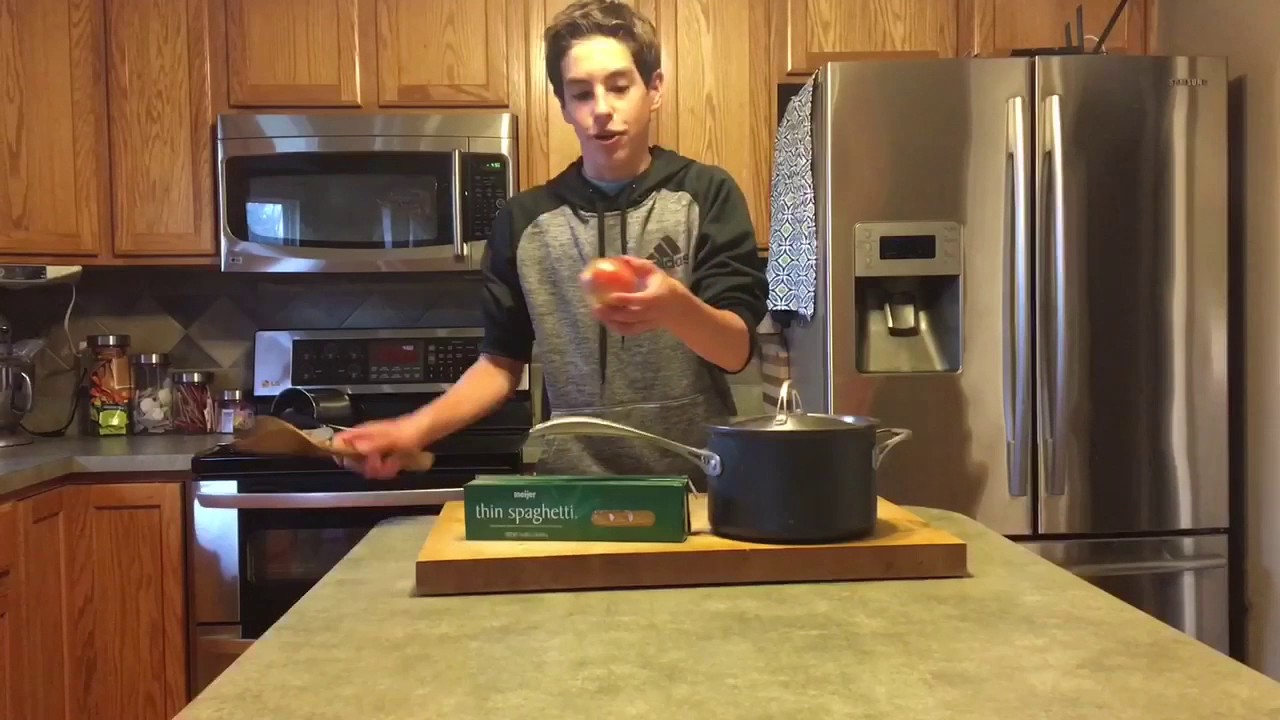 Cooking with Tyler - Spaghetti - YouTube