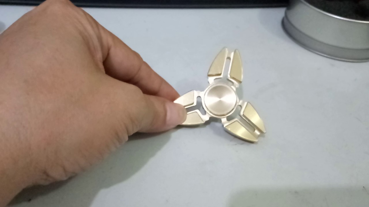 tri twist yankee A999 gold fidget spinner limited edition hand spinner ...