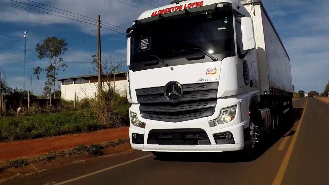 Mercedes-Benz inicia as entregas do Novo Actros pelo Brasil - YouTube