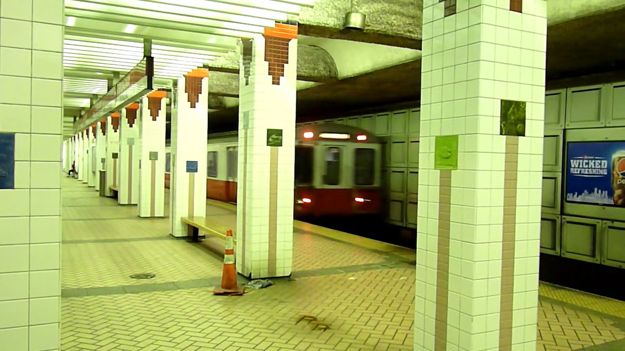 MBTA Red Line trains at Broadway - YouTube