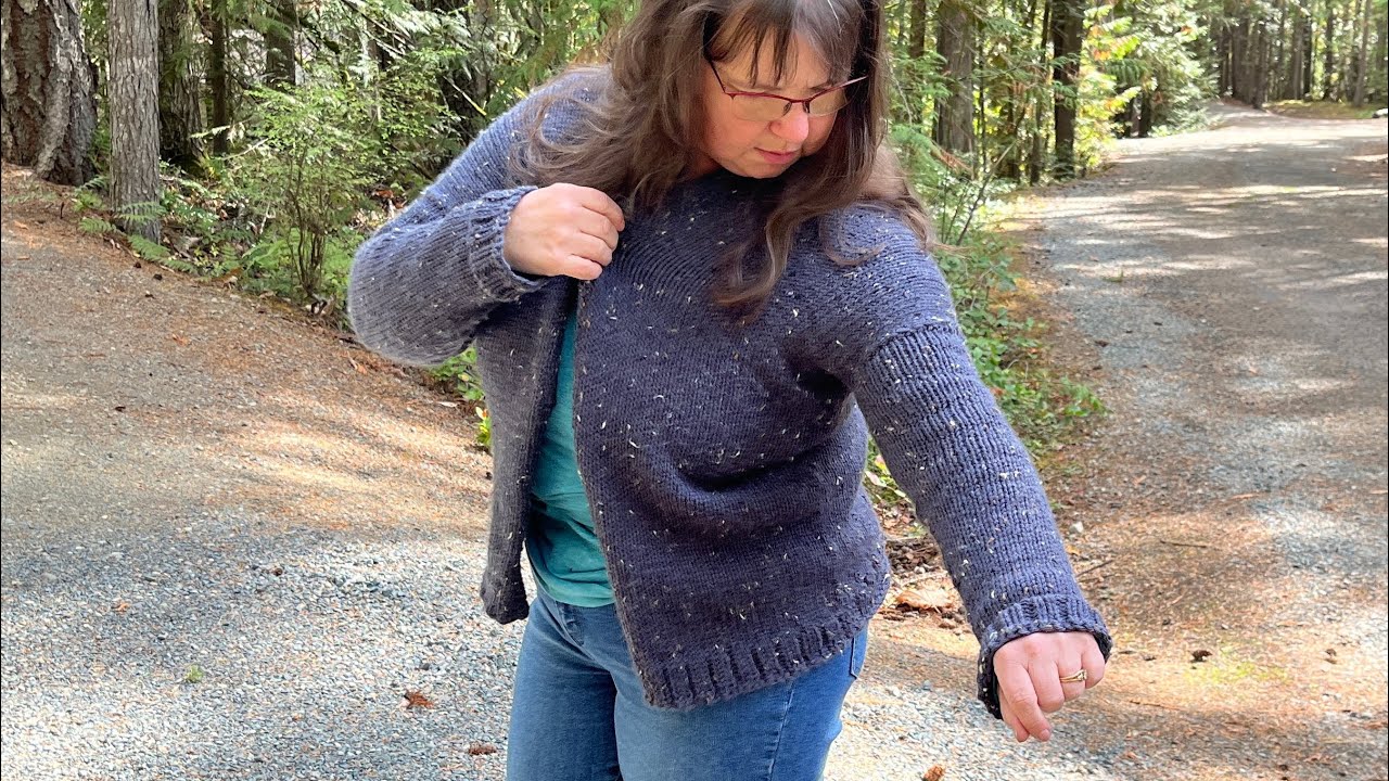 I Knit Cute Sweaters Fast on Sentro or Addi Knitting Machines - YouTube