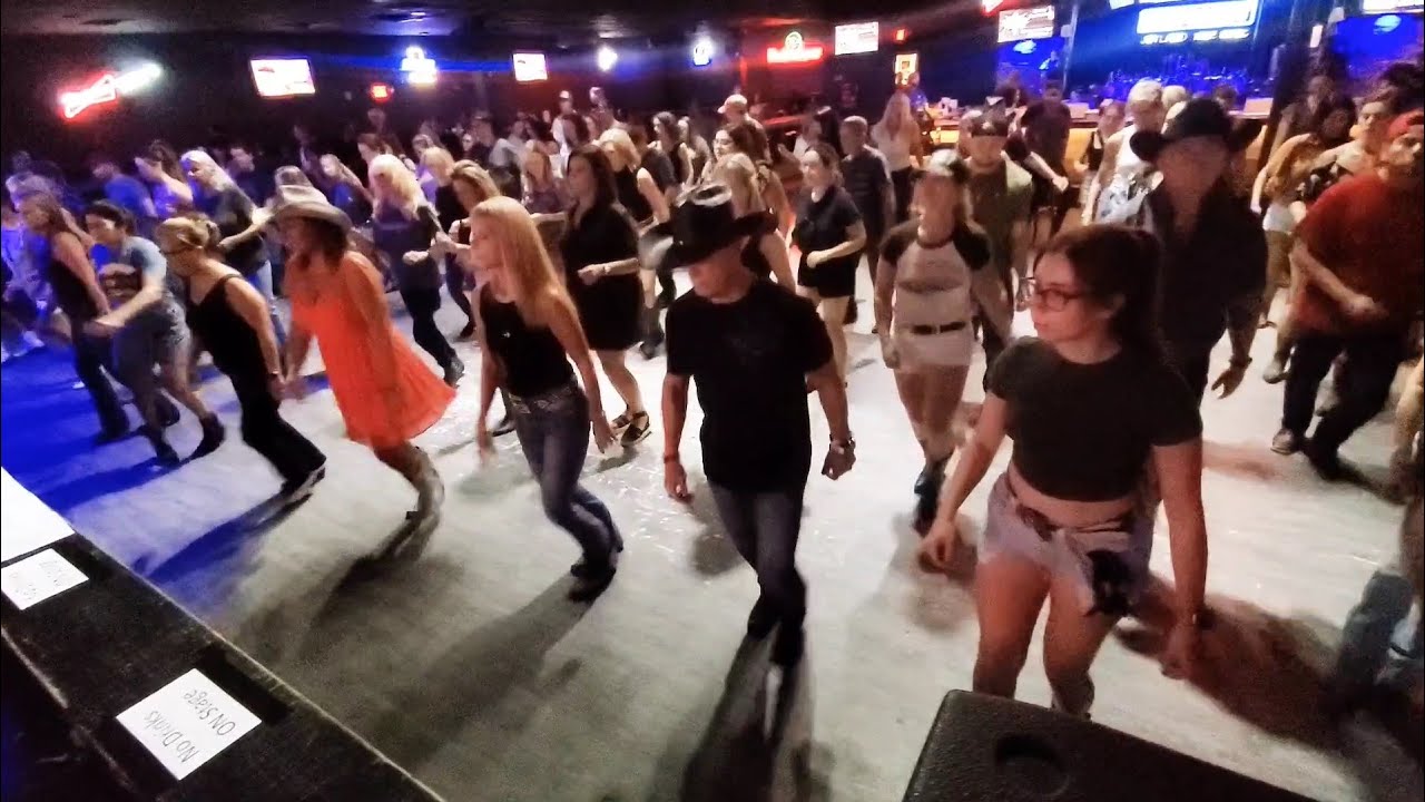Fuego Class Dance - YouTube