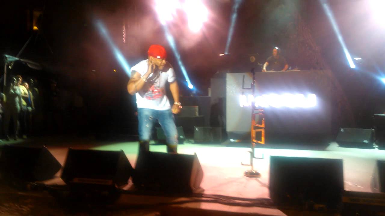 ll cool j - mama said knock you out live - YouTube