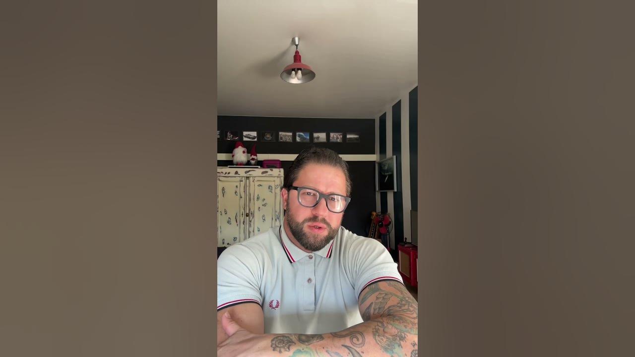 Мій хлопець любить підглядати як я пісяю Що робити Youtube