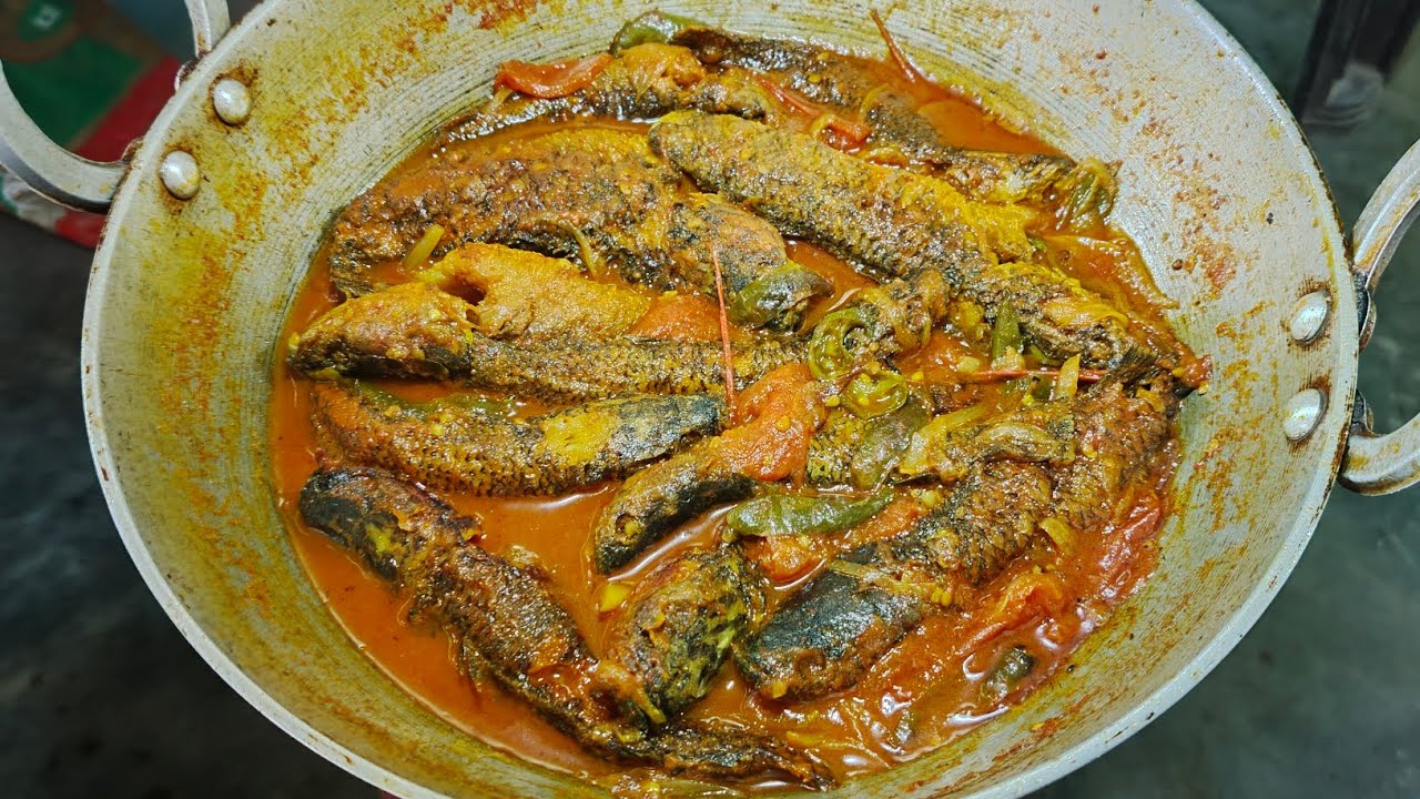 টমেটো দিয়ে চ্যাঙ মাছের ঝোল দারুন হয়েছে🤤 chang fish recipe ! fish ...